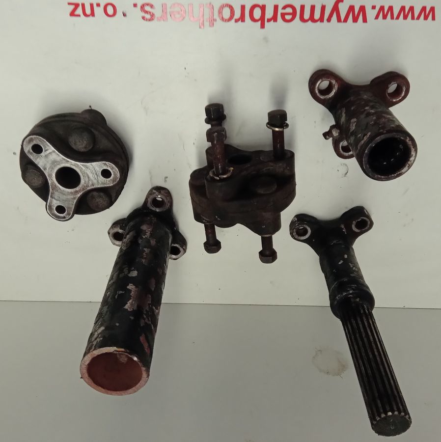 Rubber drive coupling for PTO | New and Used ISUZU Parts - Wymer Brothers